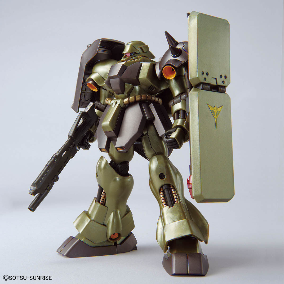 [HG] 1/144 Gira Doga (Axis Shock Image Color) Mobile Suit Char's Count ...