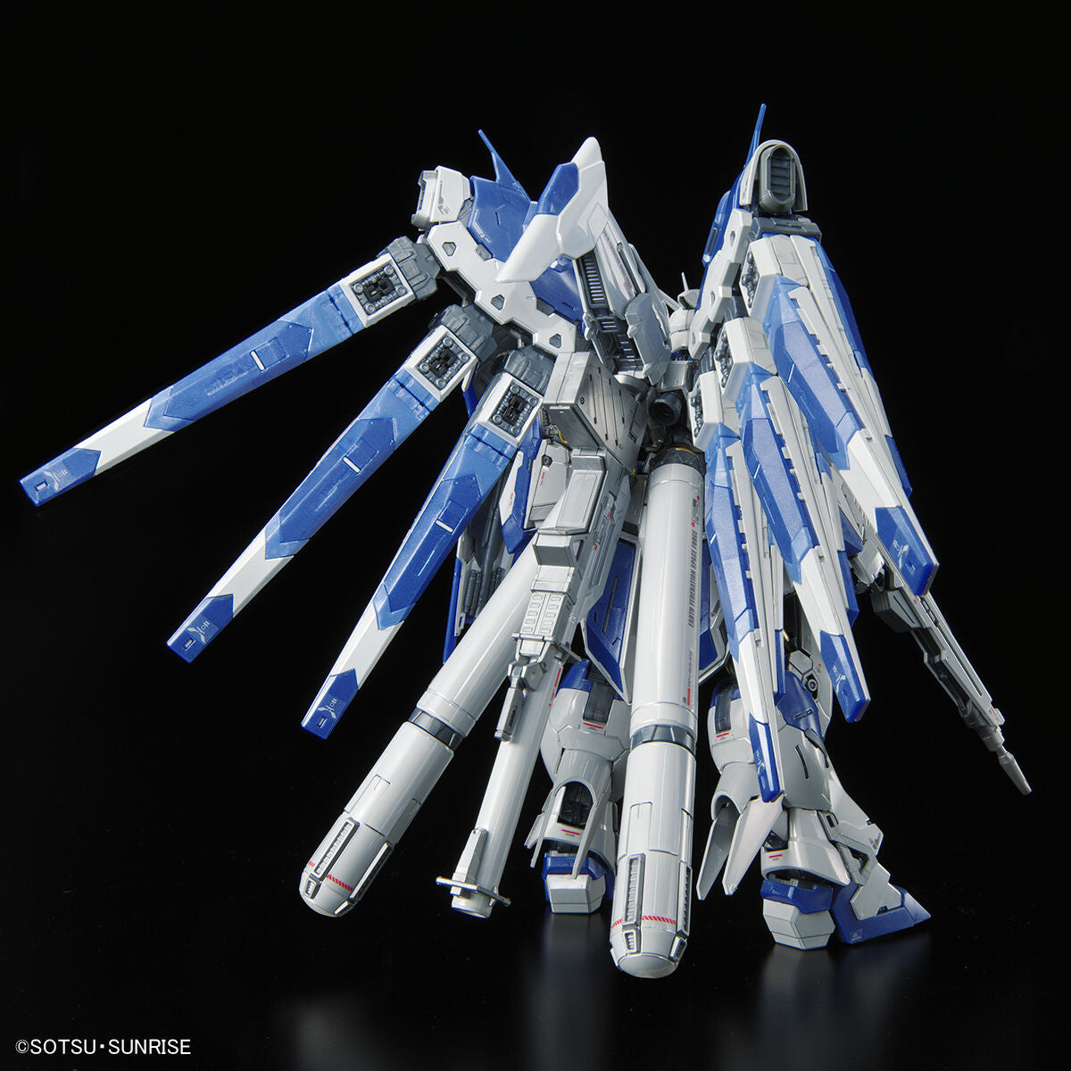 RG 1/144 Gundam Base Limited Hi-ν Gundam [Titanium Finish] Gunpla ...